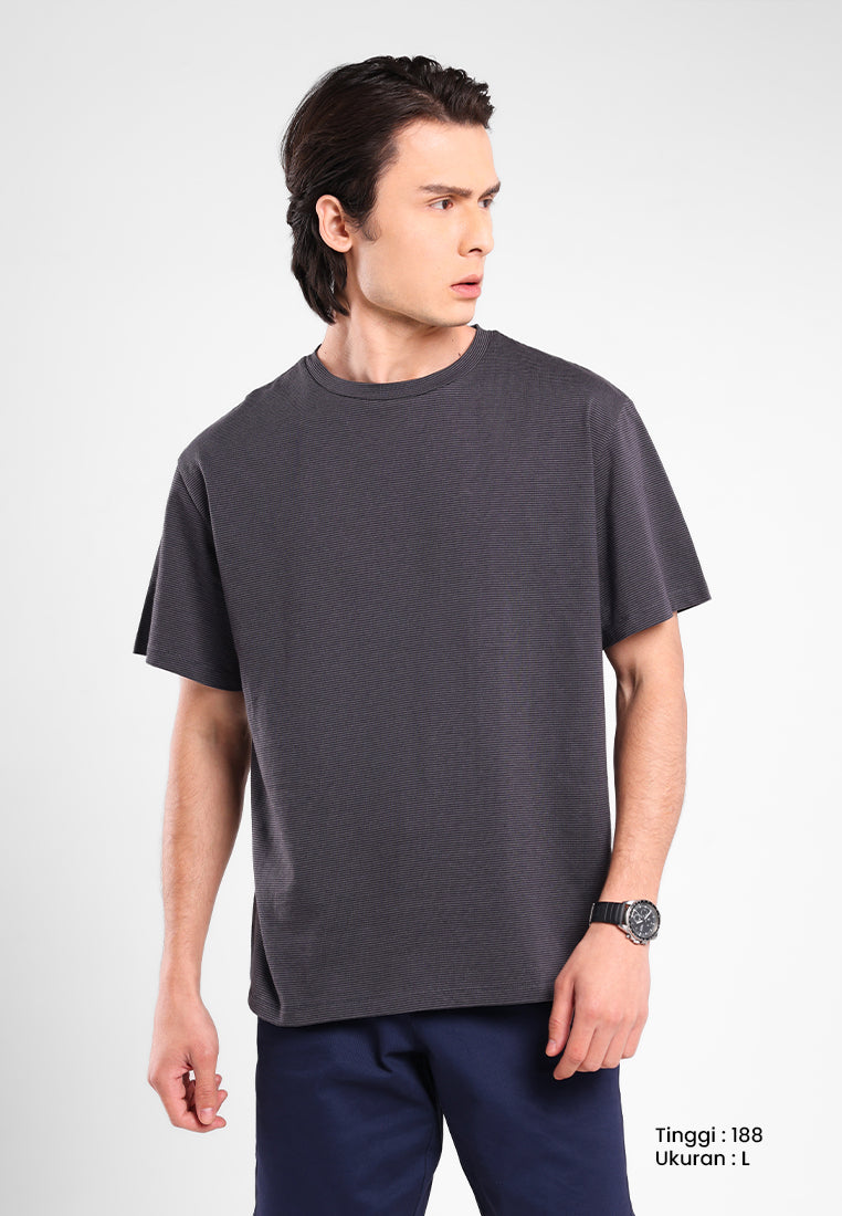 MANZONE - Kaos Lengan Pendek Pria Blaze 01 Relaxed Fit - Dark Green ...